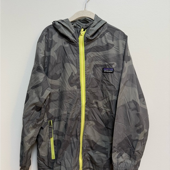Patagonia | Jackets & Coats | Camouflage Hooded Jacket With Neon ...